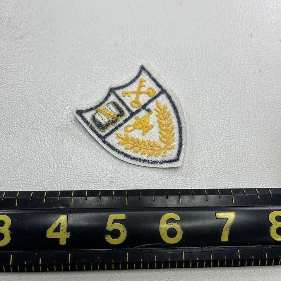 Small Coat Of Arms Patch Quill, Laurel Wreath Skeleton Key T067 | eBay