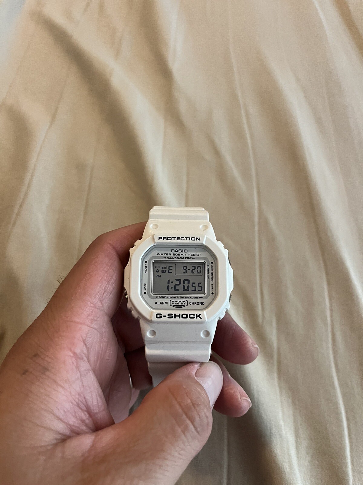 Casio G-shock White Digital Mens Watch 200m WR Dw-5600mw-7dr ...