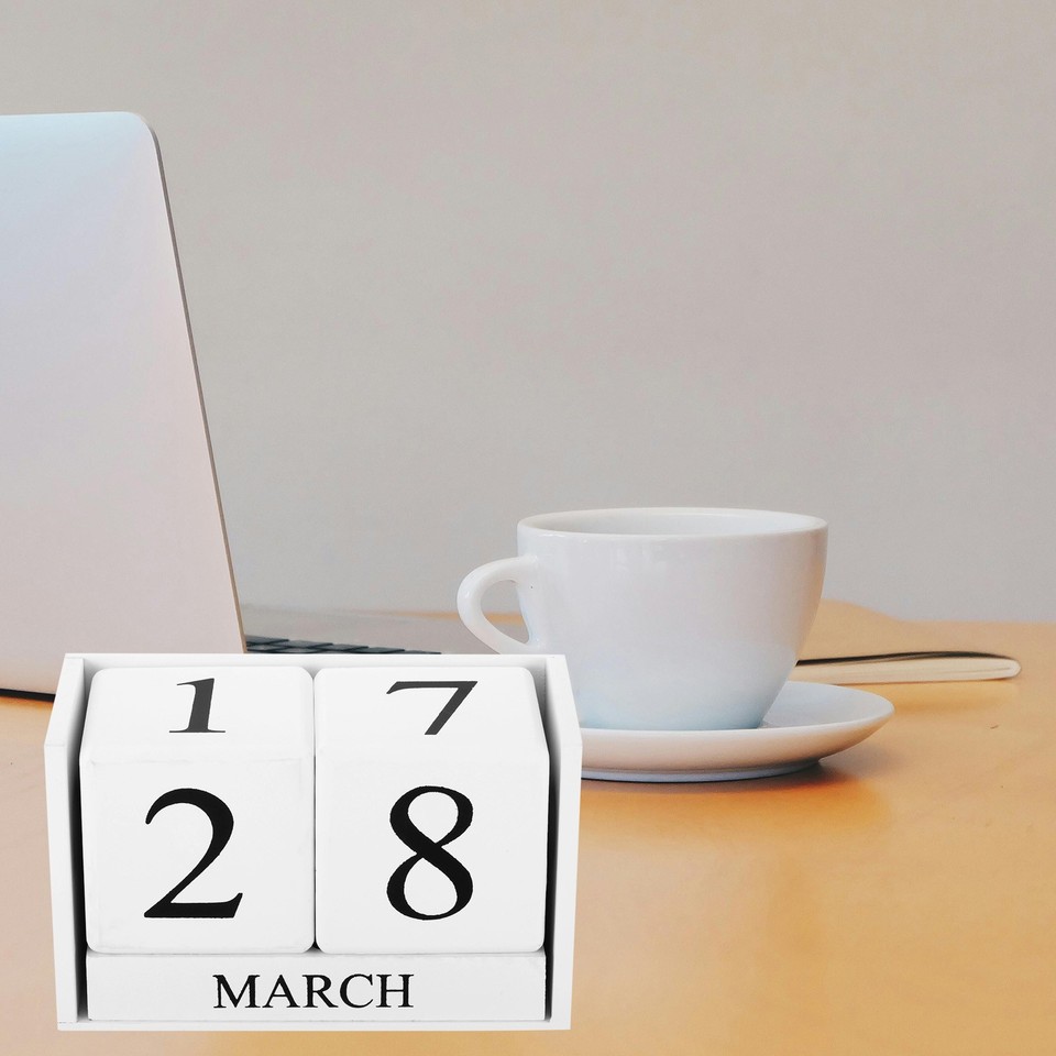 Wooden Block Perpetual Calendar for Desk Wood Month Date Display Blocks ...