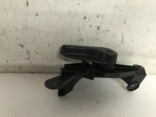 BMW OEM E70 E71 X5 X6 07-13 FRONT HOOD RELEASE OPENER HANDLE HOLDER ...