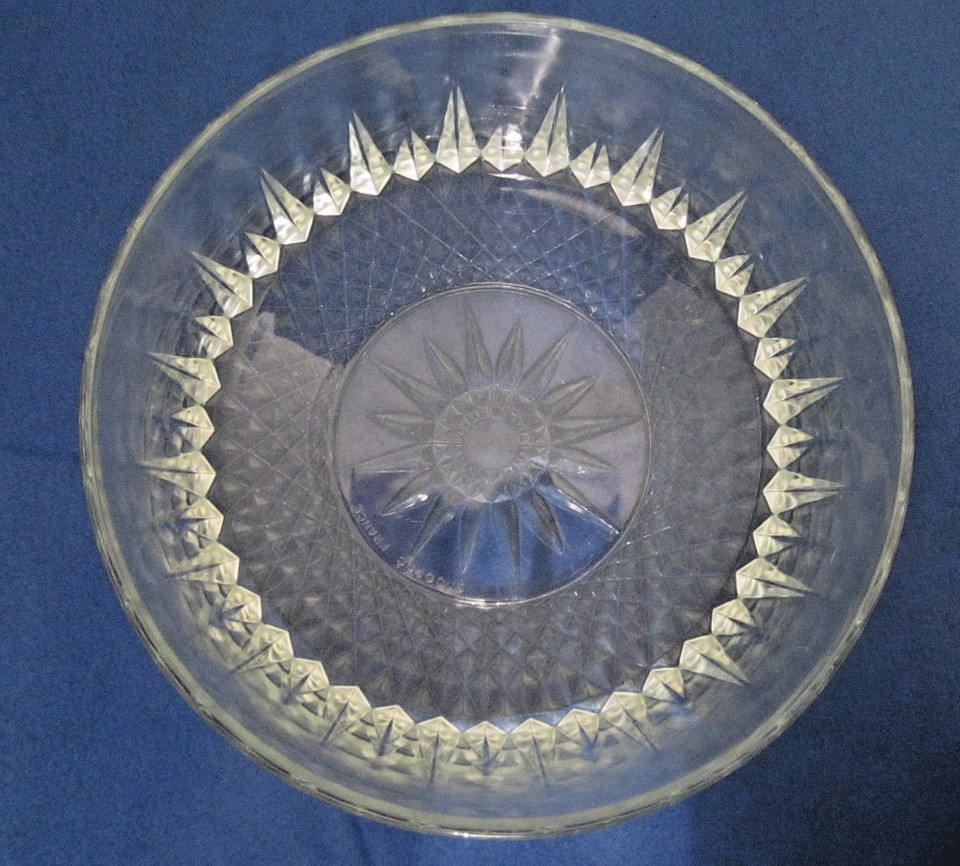 Arcoroc France Crystal Bowl 9" X 4 1/4" Star & Diamond Pattern Bottom ...
