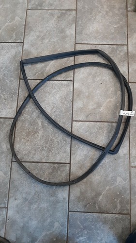 REAR LEFT DOOR WEATHERSTRIP SEAL FITS 04 05 06 07 08 CHRYSLER PACIFICA ...