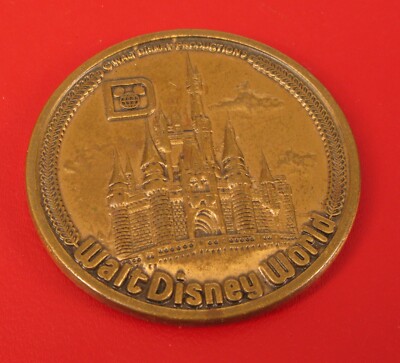 VINTAGE WALT DISNEY WORLD MICKEY MOUSE COIN MEDAL TOKEN RARE !! | eBay
