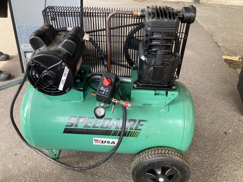 Speedaire Portable Air Compressor Oil Lubricated 20 gallon, Horizontal ...