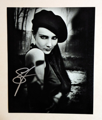 Epica Simone Simons Wallpaper