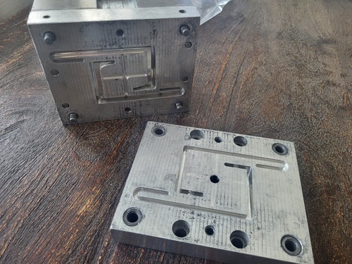 APSX-PIM Plastic Injection Mold - Auto Eject - RV Curtain Clips. | eBay