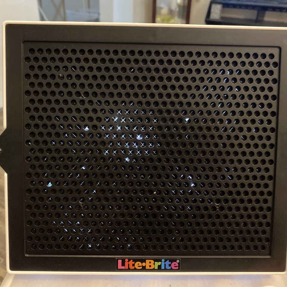 Magic Screen Retro Style Lite Brite Kids Toy Fun Light Bright Game 214 ...