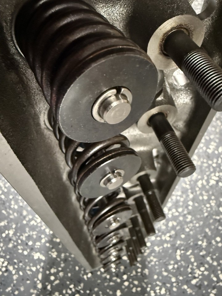 New Chevy GM Marine 5.7 350 906 062 V8 Vortec Cylinder Head Bare Cast ...