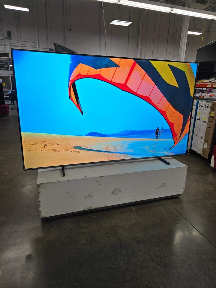 Hisense 100" Class QD7 Series QLED 4K UHD Google TV 100QD7N Local ...