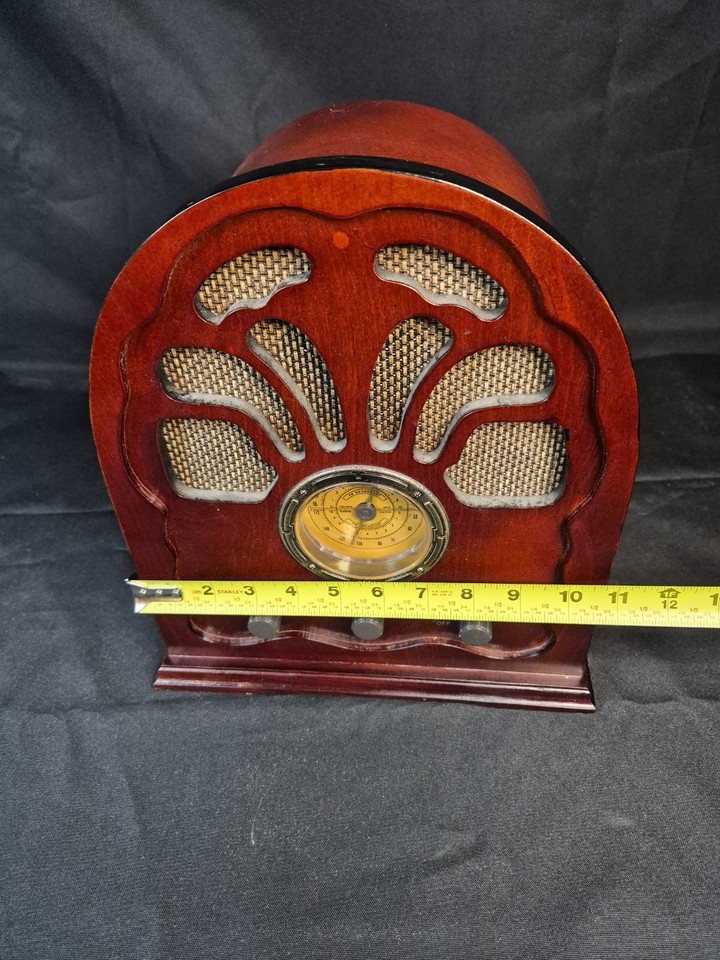 Excalibur Cathedral Tube Table Top Radio Reproduction Tested. Works ...