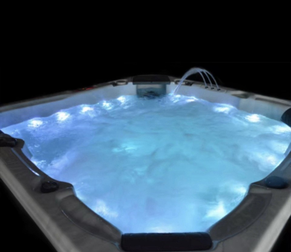 Outdoor Jacuzzi Hot Tub/spa - 6 Person | eBay