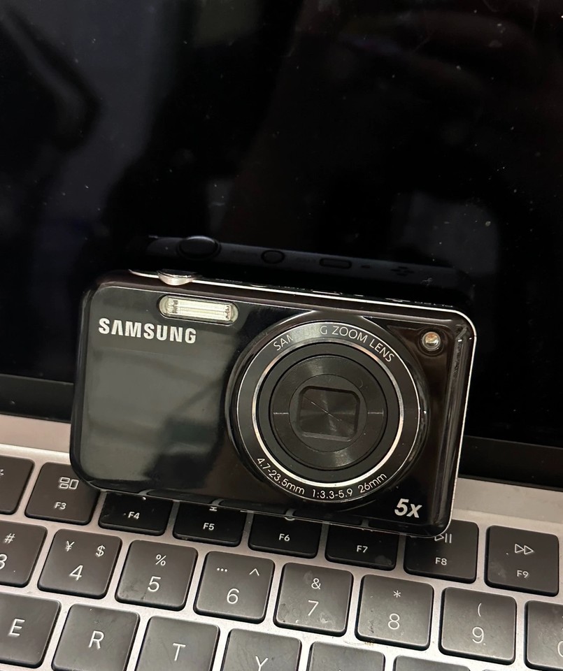 Samsung PL120 14MP Dual LCD 5x Optical Zoom Dual Screen Camera-English ...