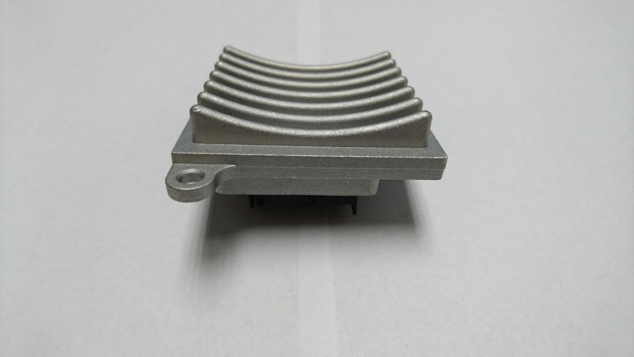 R038 New HVAC Blower Motor Resistor OEM# 2208209210, 2218203858 ...