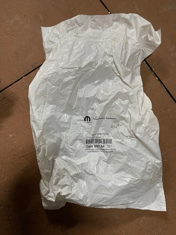 Valve Cover Gasket Mopar 04648987AA | eBay