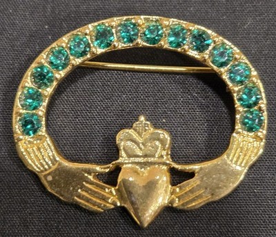 Vintage Claddagh 1.5 In Green Rhinestone Brooch Pin Gold Tone Irish ...