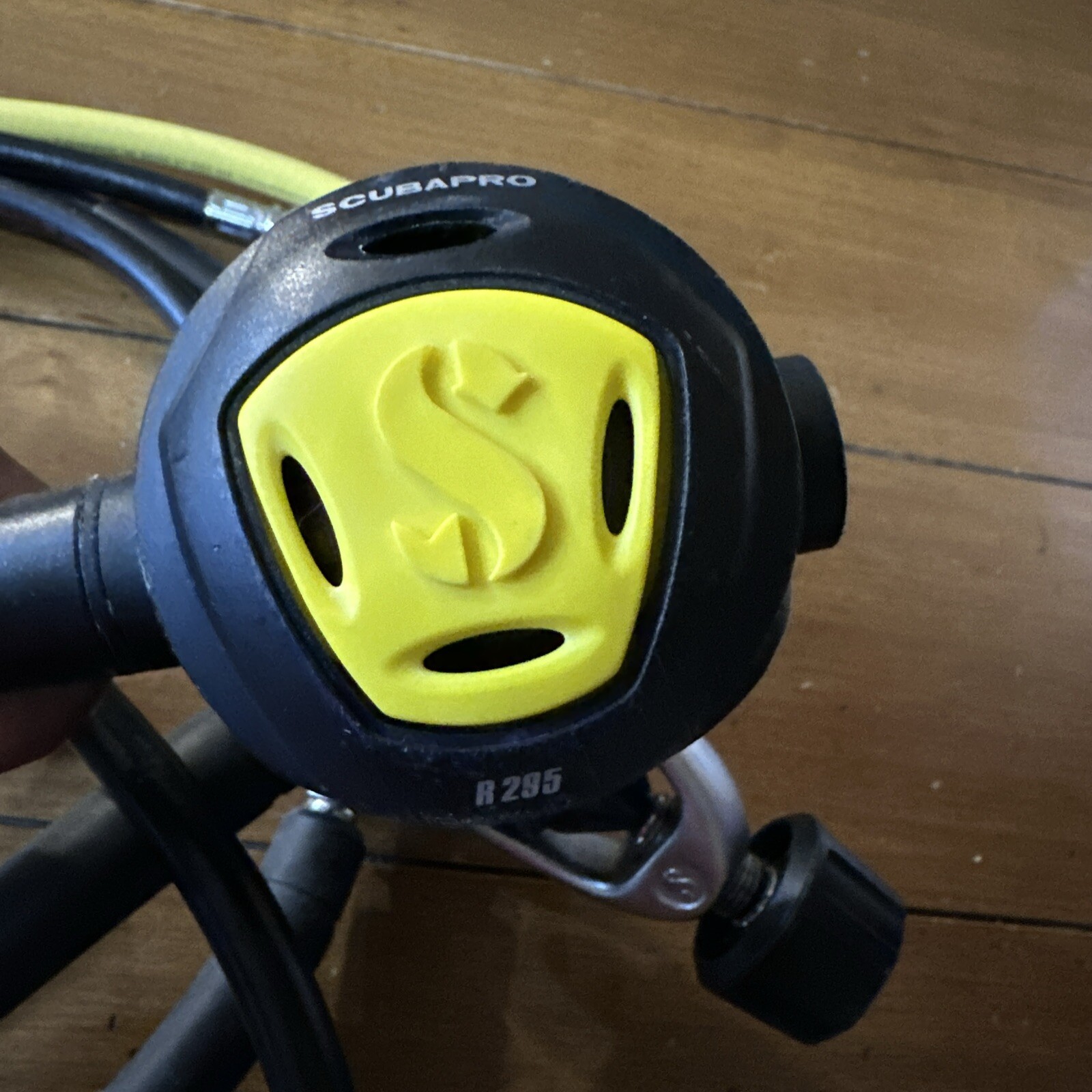 SCUBAPRO MK25 S600 & R295 Scuba Diving Regulator System | eBay