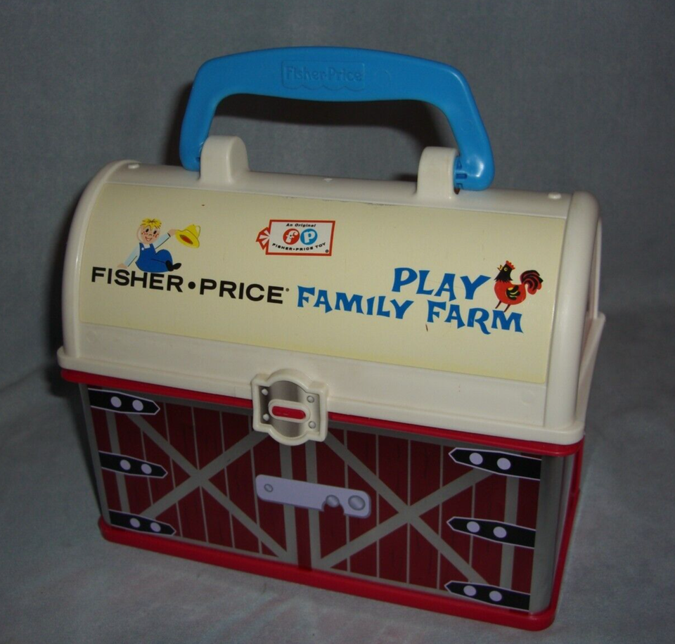 2008 Fisher Price Little People Play Family FARM LUNCH BOX Barn / 11 ...
