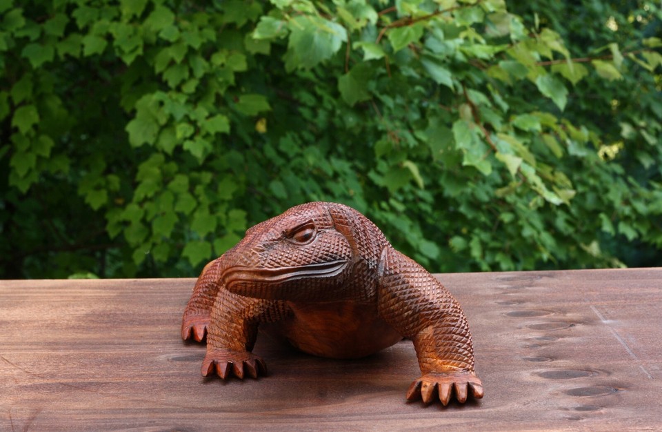 Hand-Carved Wooden Komodo Dragon Statue, Reptile Sculpture, Handmade ...