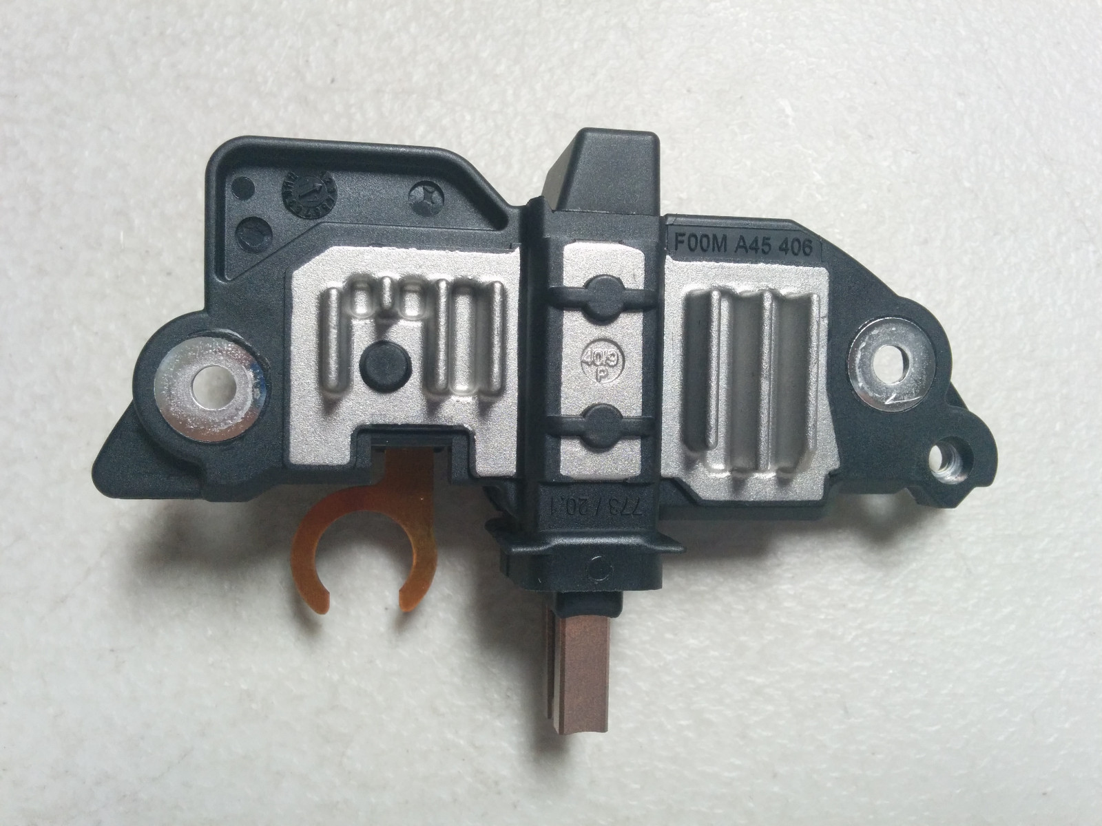 NEW BOSCH OEM ALTERNATOR REGULATOR 12-31-7-519-618, 12-31-7-519-620 ...