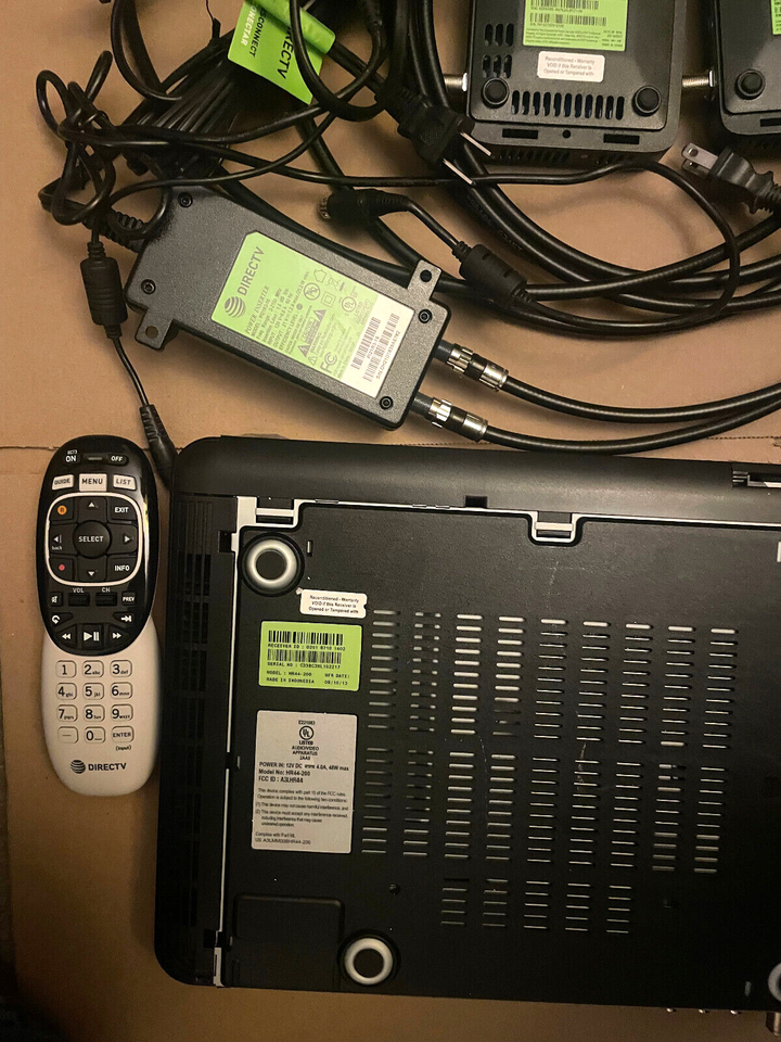 DirecTV Genie HR44-200 HD DVR Satellite Receiver Big LOT -see pictures ...