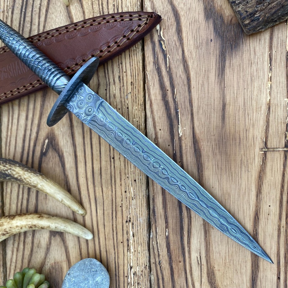 Vintage WW2 Double-Edged Damascus V42 Military Stiletto Dagger Knife W ...