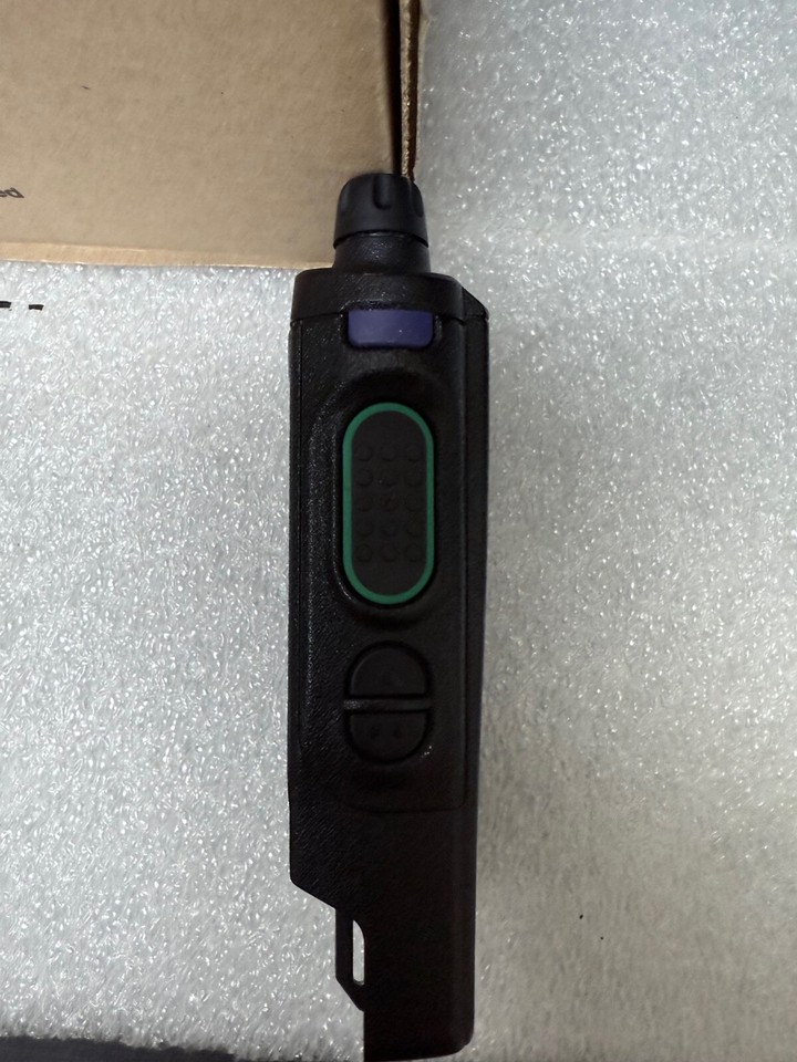 MOTOROLA APX1000 7/800Mhz ANALOG DIGITAL P25 RADIO ONLY | eBay