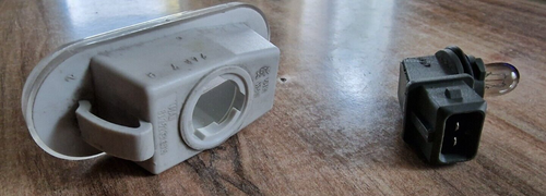 81252036015 81.25203.6015 Clear Side Repeaters for Truck DOOR FOOTWELL ...