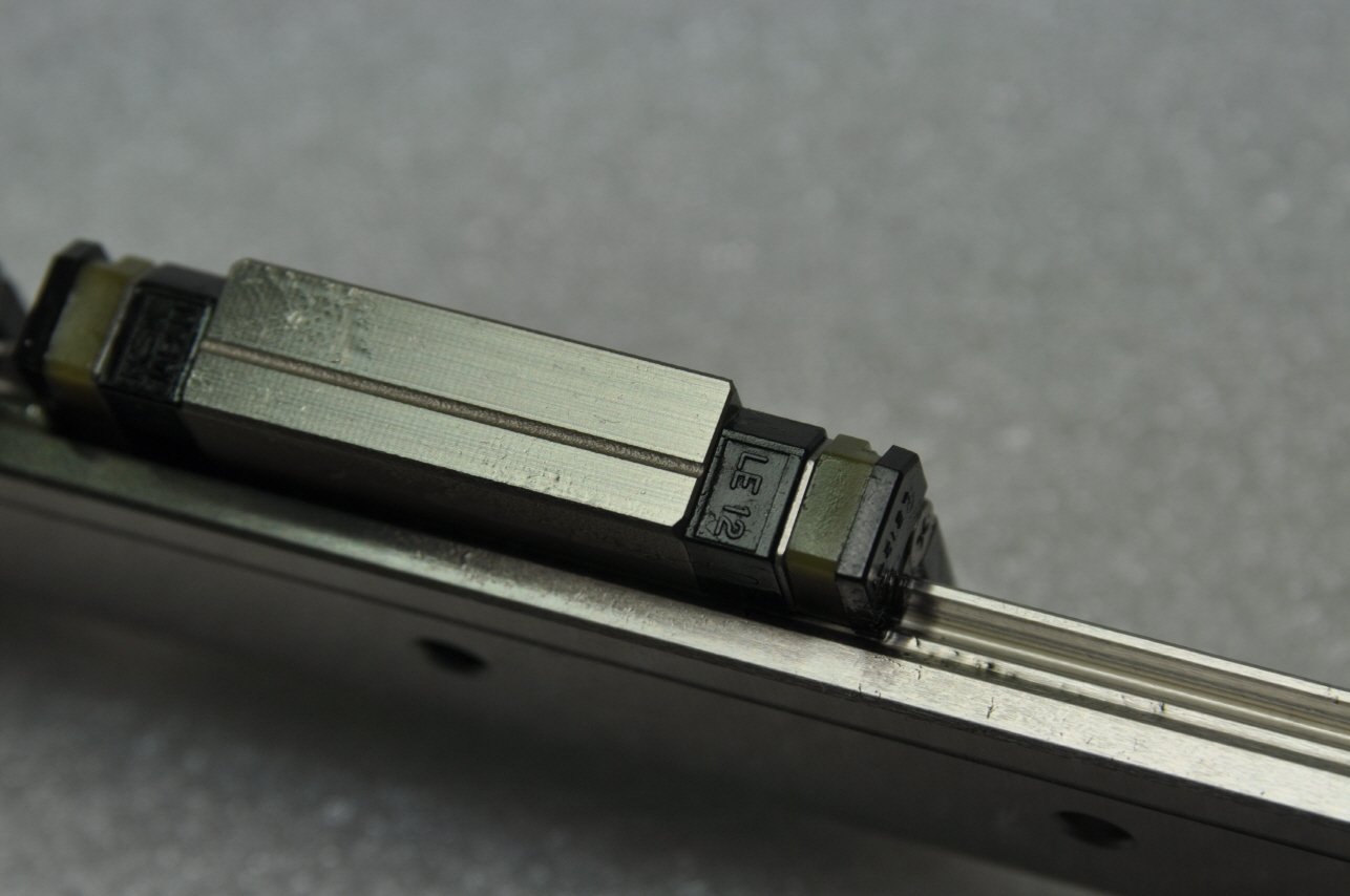 NSK Linear Bearing LM GUIDE LE12AR 630mm 1Rail 2Blocks THK IKO CNC ...