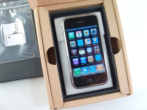 Apple iPhone 2g 8gb 1st Generation A1203 & Black Slim Box - Rare 2007 ...