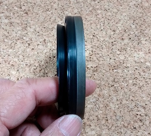 GENUINE LAND ROVER REAR DIFFERENTIAL SEAL RANGER ROVER SPORT LR3 LR4 ...