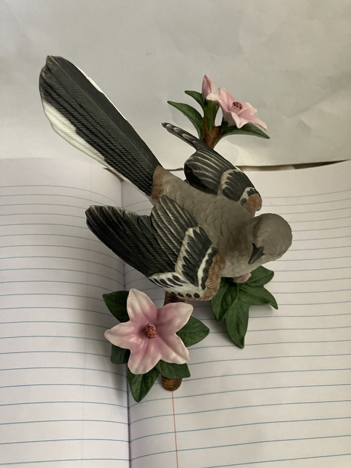Lenox Garden Birds Northern Mockingbird Bird Figurine. New in box No ...