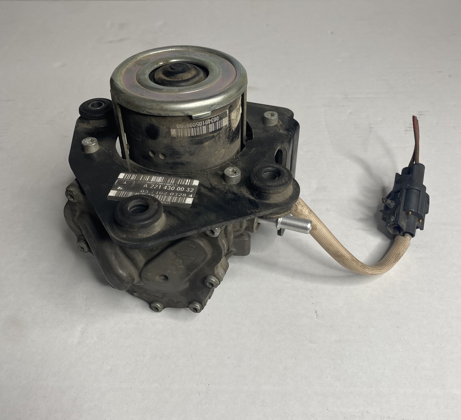 10-13 Mercedes W221 S400 Hybrid Electric Vacuum Pump A2214300032 OEM | eBay