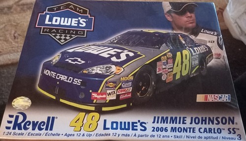 Revell Lowe’s Racing Jimmie Johnson 2006 Monte Carlo 1/24 Model Kit #85 ...