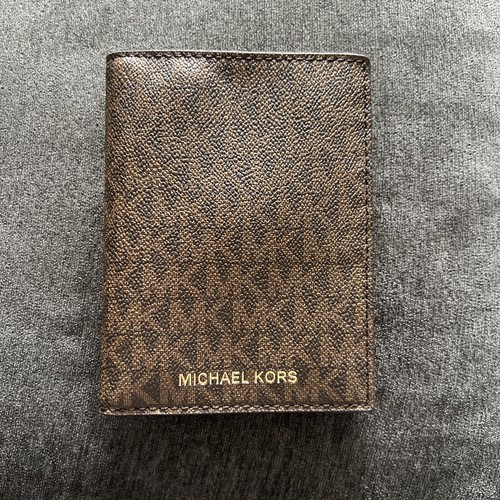 Michael Kors Jet Set MK LOGO Leather Travel Passport holder wallet card ...