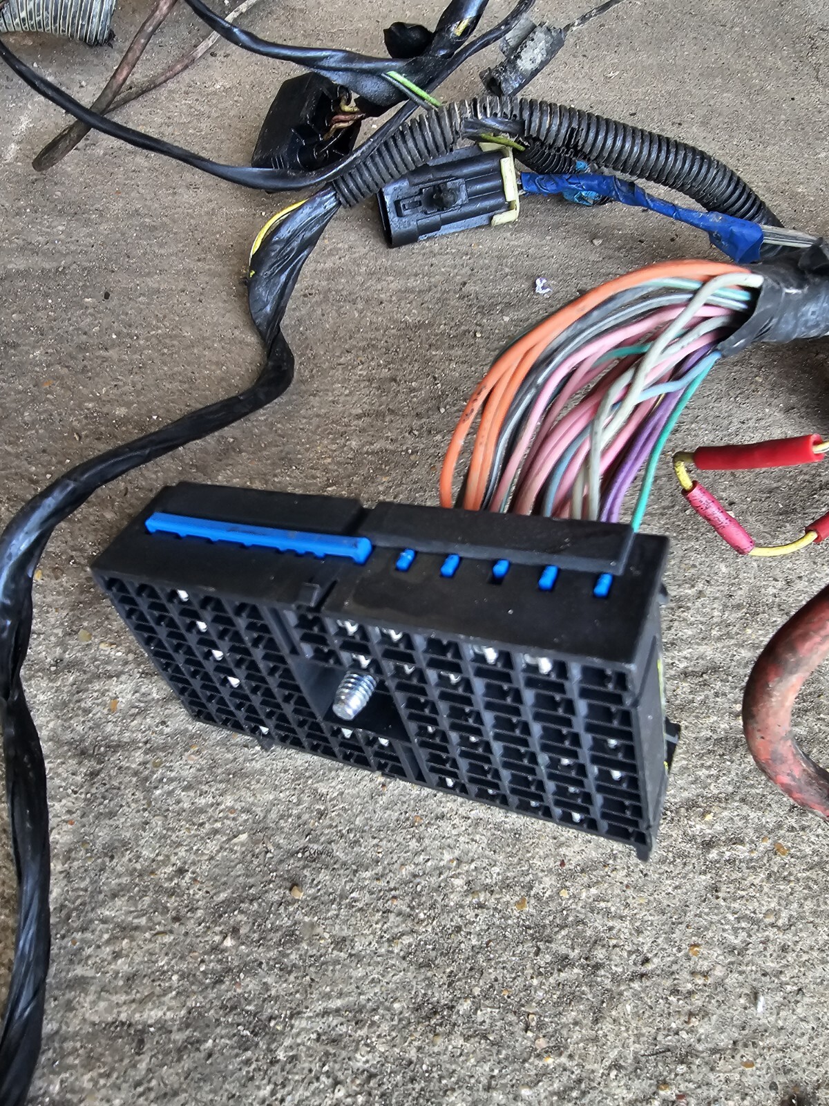 04.5-05 Chevy 6.6L Duramax LLY Engine Bay , Pcm, Tcm, Transmission ...