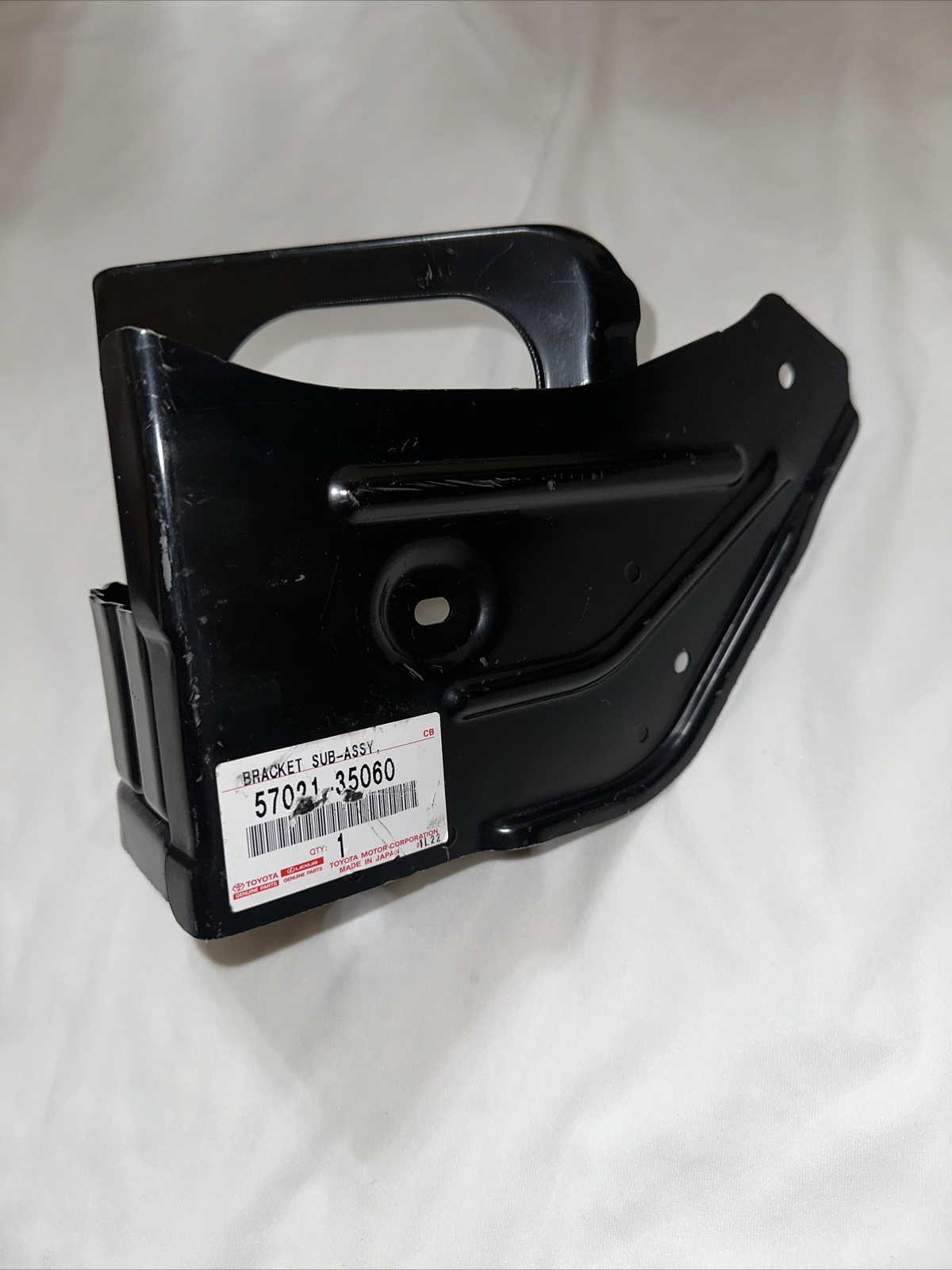5702135060 Toyota Bracket SUBAssy 57021-35060 Genuine OEM Part for sale ...