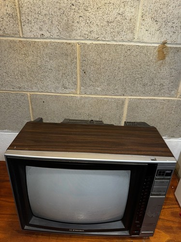 Vintage 1986 Emerson 13” CRT Tv Model ECR137 Wood Grain | eBay