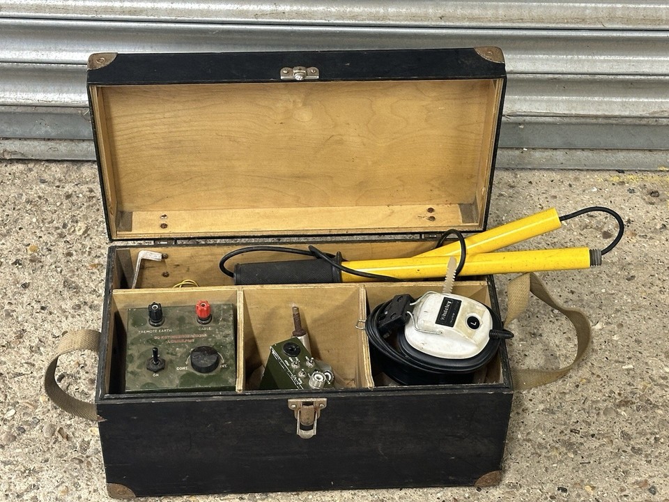Vintage Military Metal Detector With Box | eBay UK
