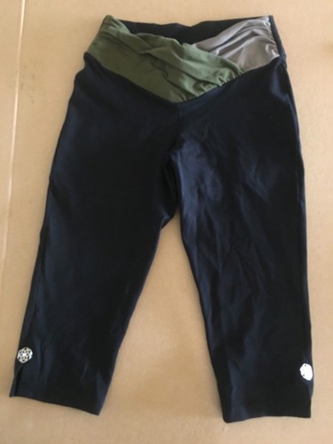 BRAZIL WOMENS PANTS SIZE medium YOGA WORK OUT ATHLETIC DRI-FIT RUN NEW ...