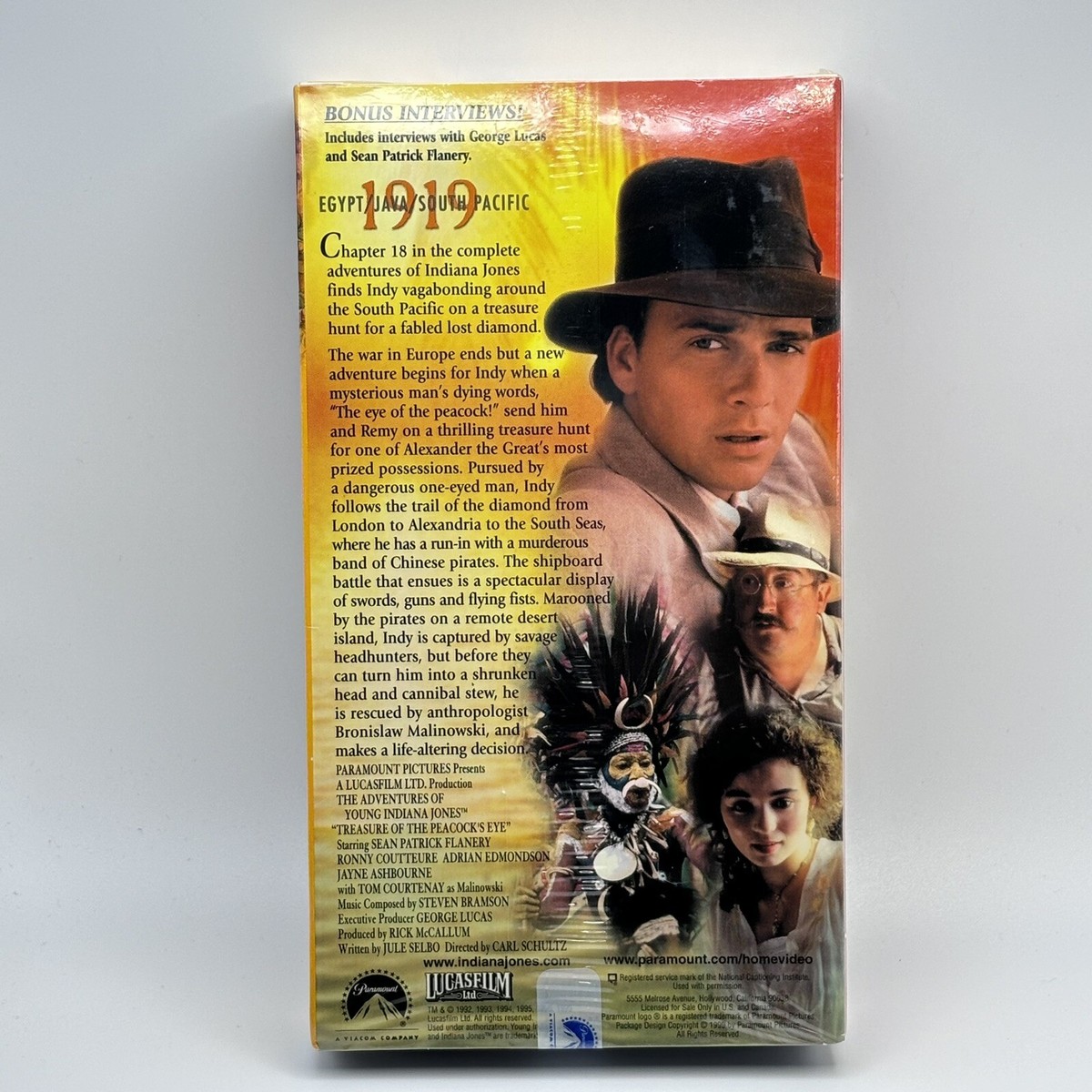 Indiana Jones Holding Treasure Indana Jones And The Island Of The