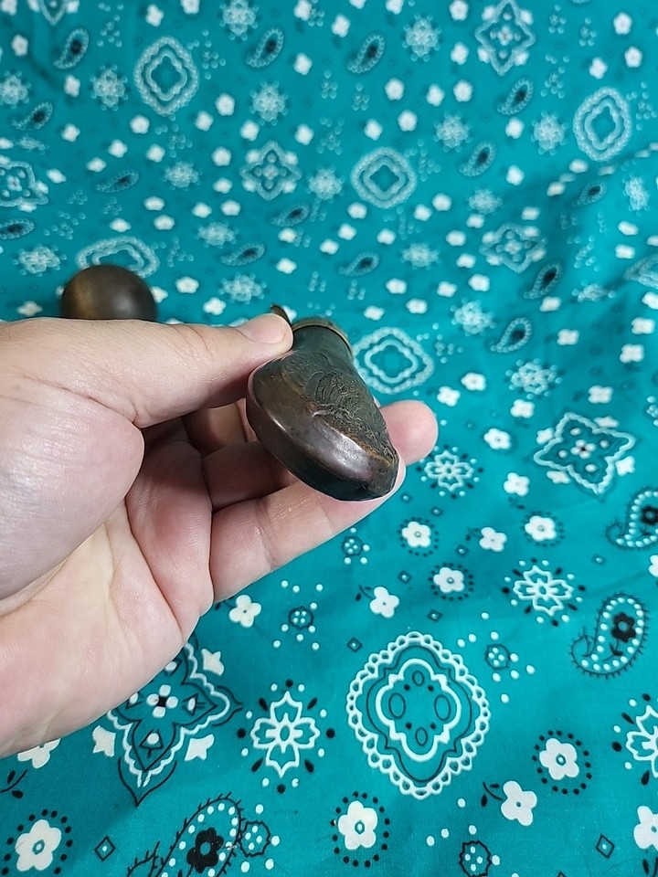 BLACK POWDER MUZZLELOADER LOT SMALL PISTOL POWDER FLASK AND BALL ...