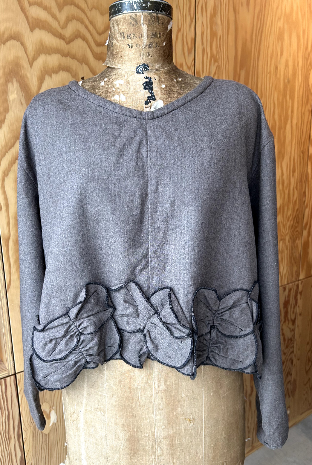 Cute Sarah Clemens Petal Pullover - light brown wool … - Gem