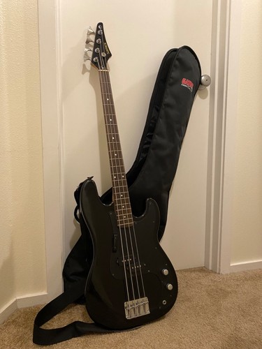 Samick P BASS Electric Bass Guitar In Black. Great condition. | eBay