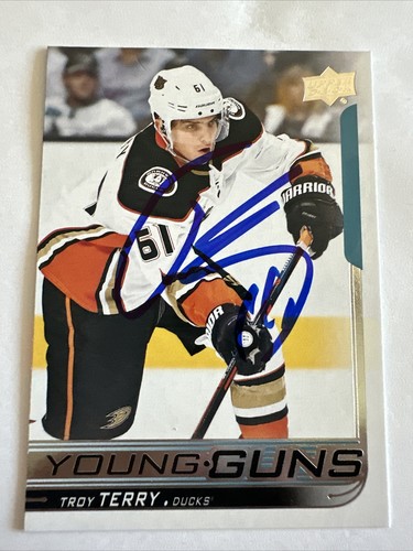 TROY TERRY Upper Deck Young Guns Rookie signed auto autographed ANAHEIM ...