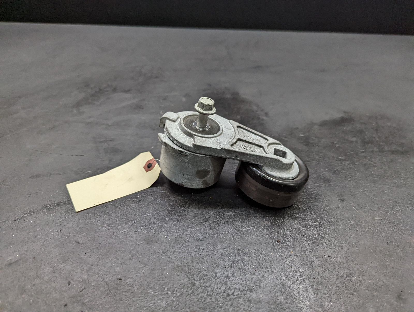 Engine Belt Tensioner 6.2L 2019 GMC YUKON XL 12670574 2015 2016 2017 ...