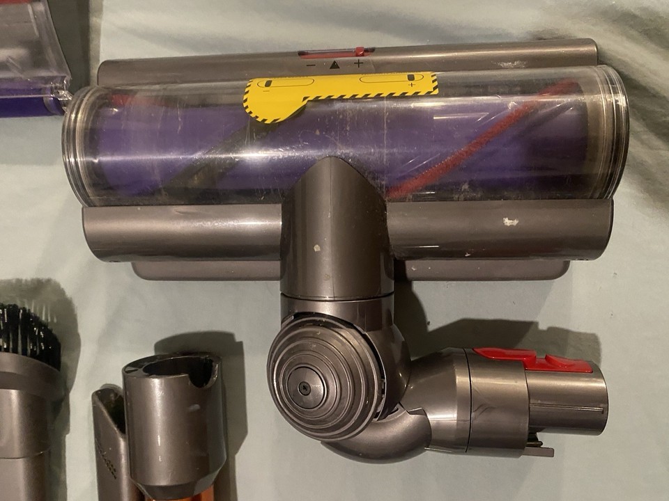 Dyson Cyclone V10 Cordless Vacuum Animal Pet – Purple and Red – For ...