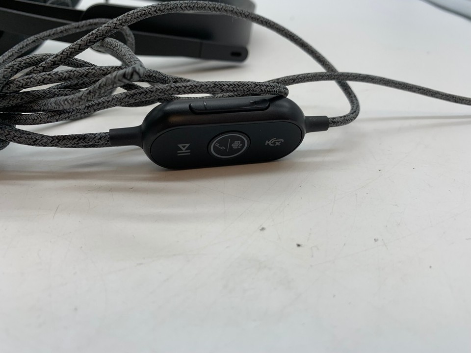 LOGITECH ZONE HEADSET WITH MIC WIRED USB-C A00100 (981-000870) Free ...