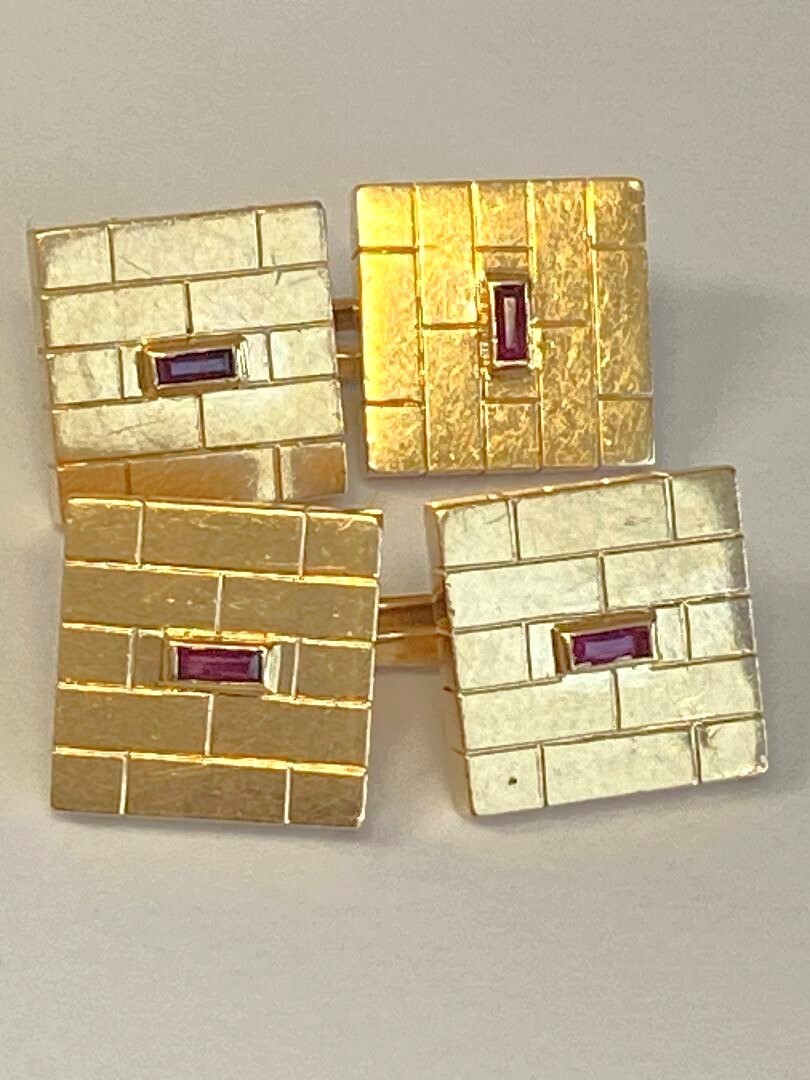 REDUCED...Pair 18K Yellow Gold & Ruby “Brick” Motif C… - Gem