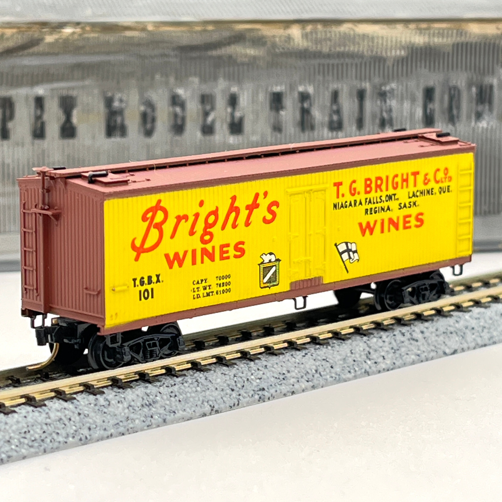 Micro-Trains 49210 Bright's Wines Wood Sheathed Reefer TGBX 101 N Scale ...