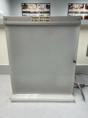 Dental Imaging & X-Ray - X-Ray Viewbox